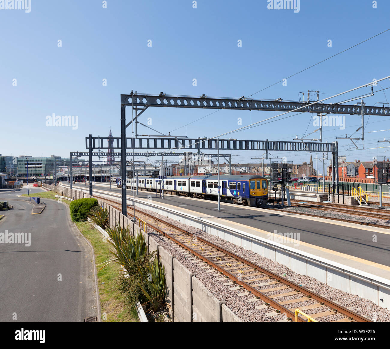 Arriva northern rail class 319 electric train departing from Blackpool North railway station ...