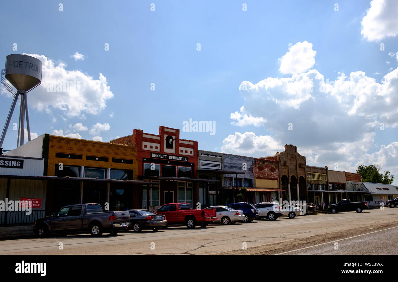 A small town in Texas, Detroit has a thriving downtown area Stock Photo ...