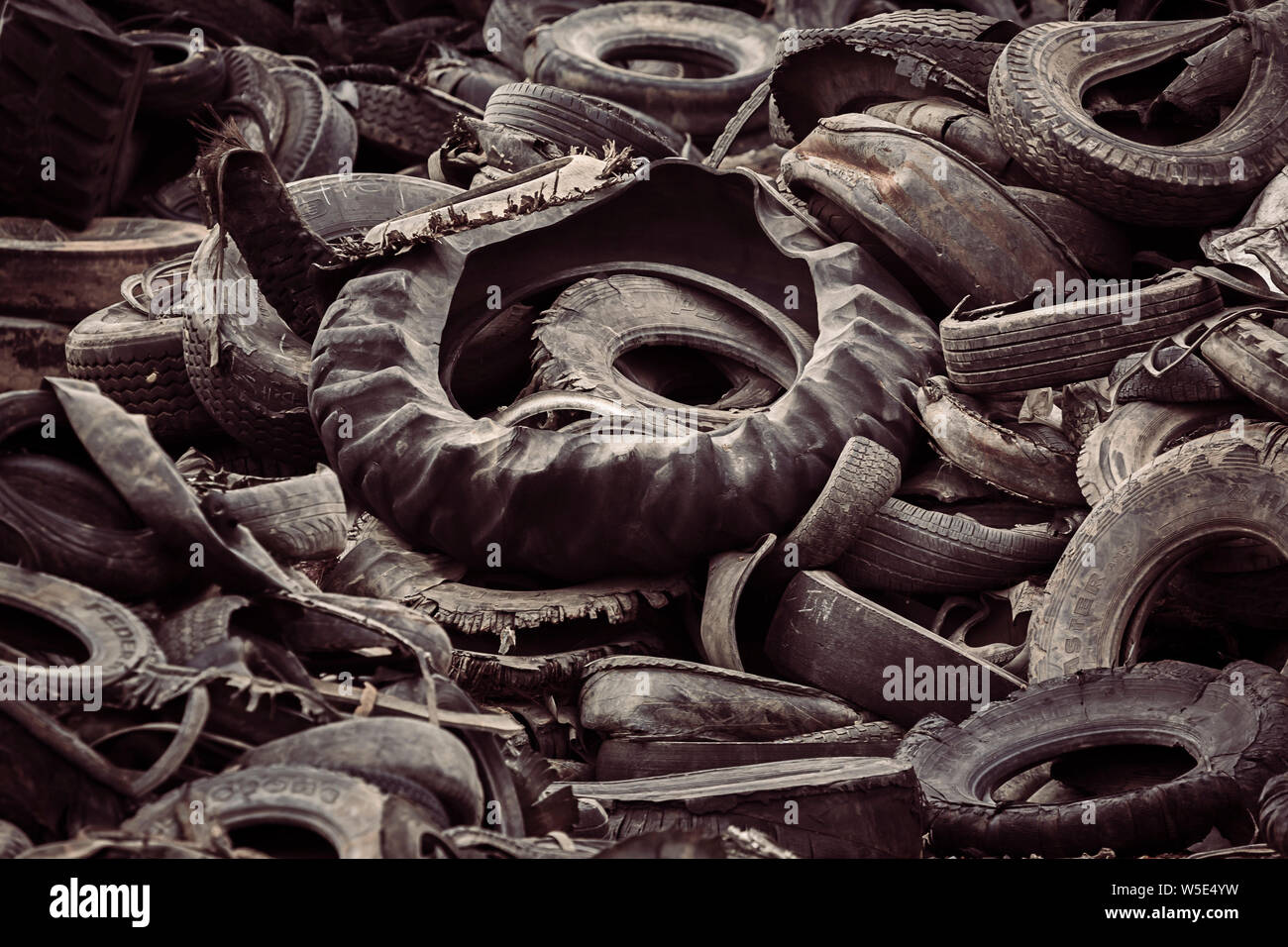 Dumpsite hi-res stock photography and images - Alamy