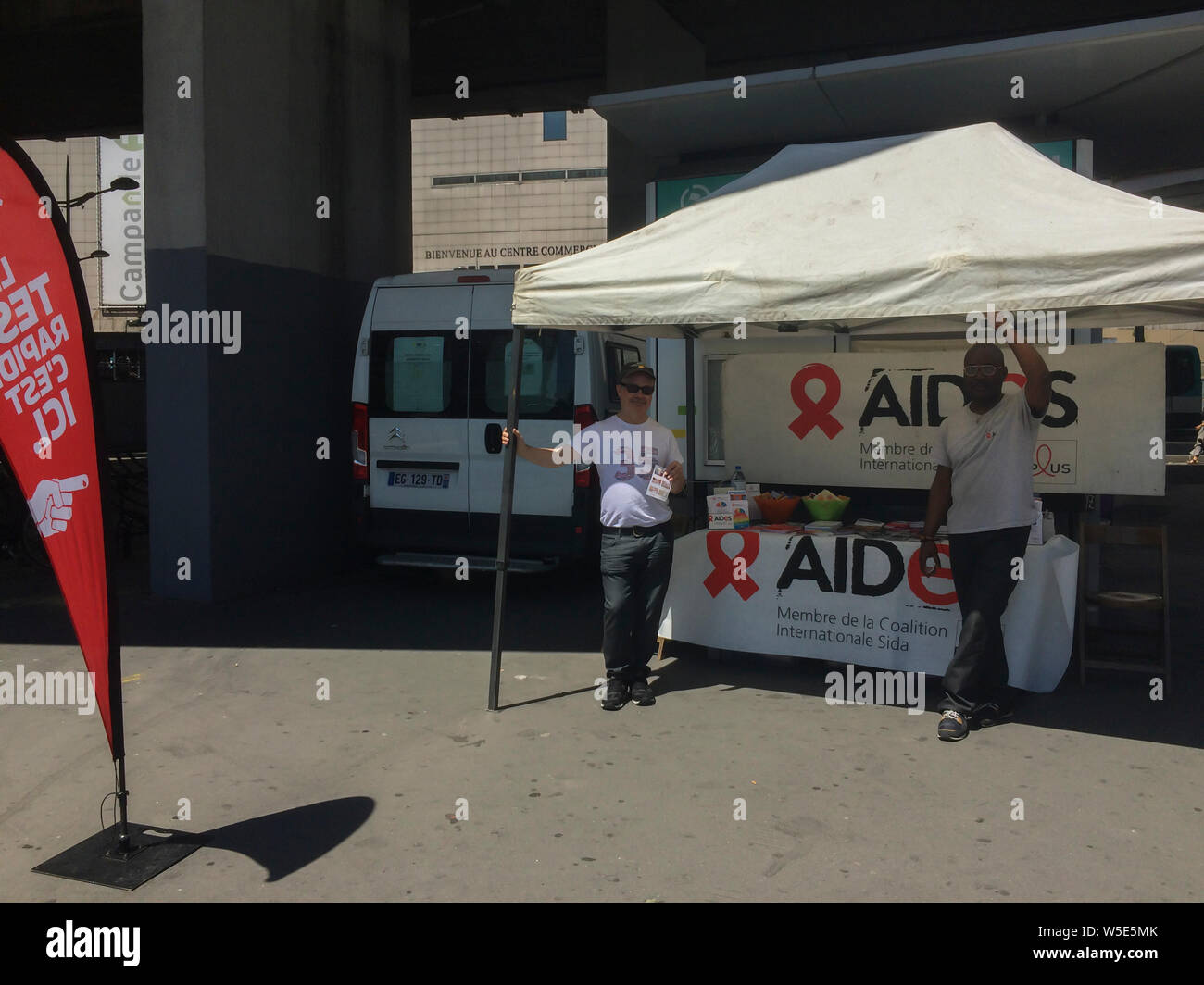 On Location High Resolution Stock Photography and Images - Alamy