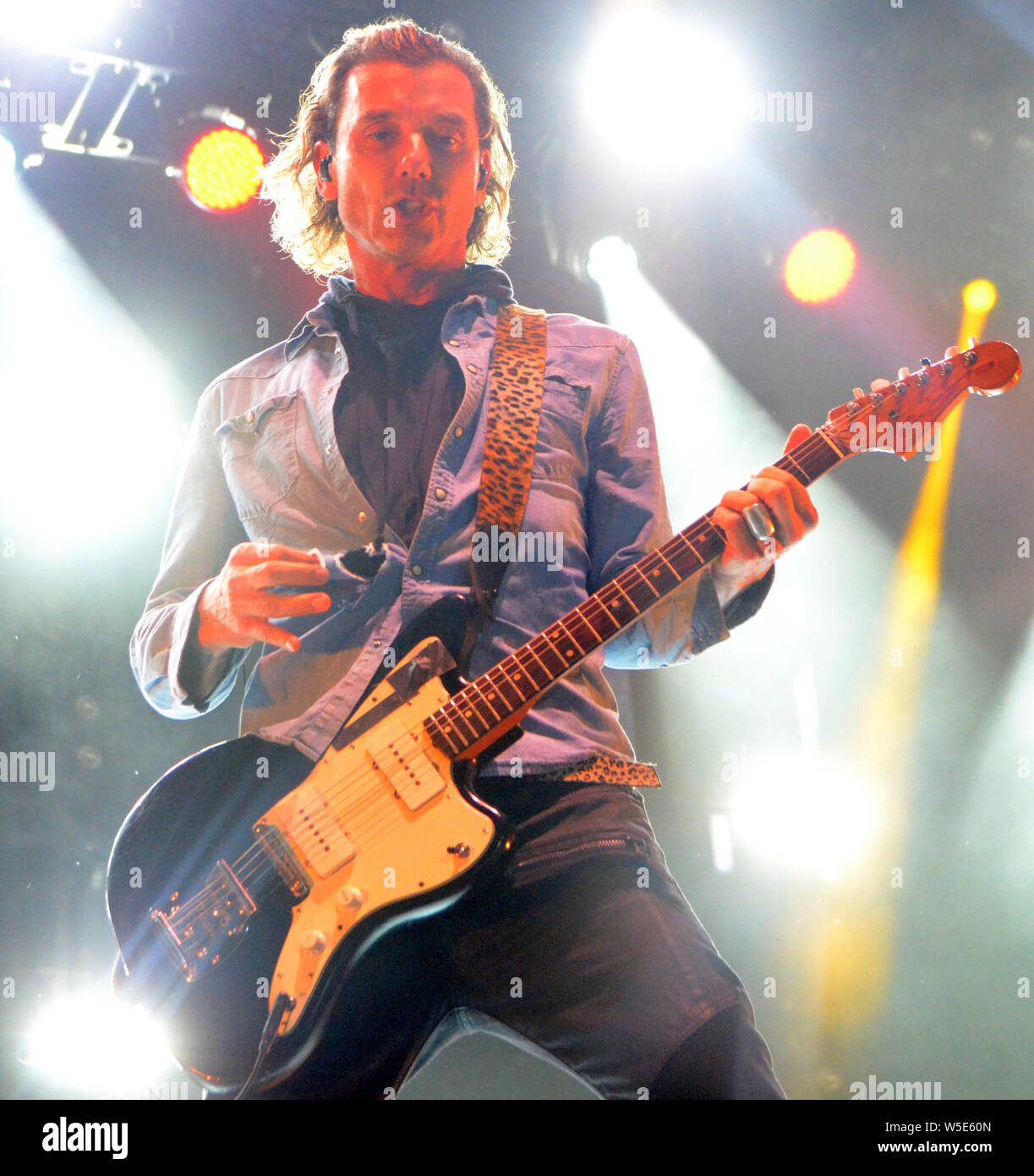 Lead singer of the rock band bush hi-res stock photography and images ...