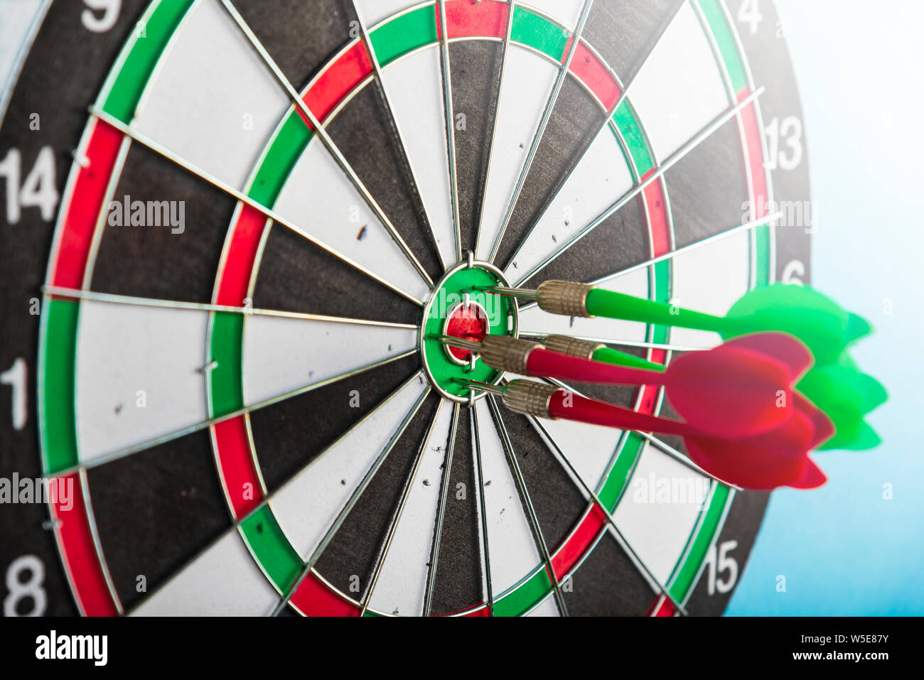 Aim with arrows in the center. Hit the target Stock Photo - Alamy