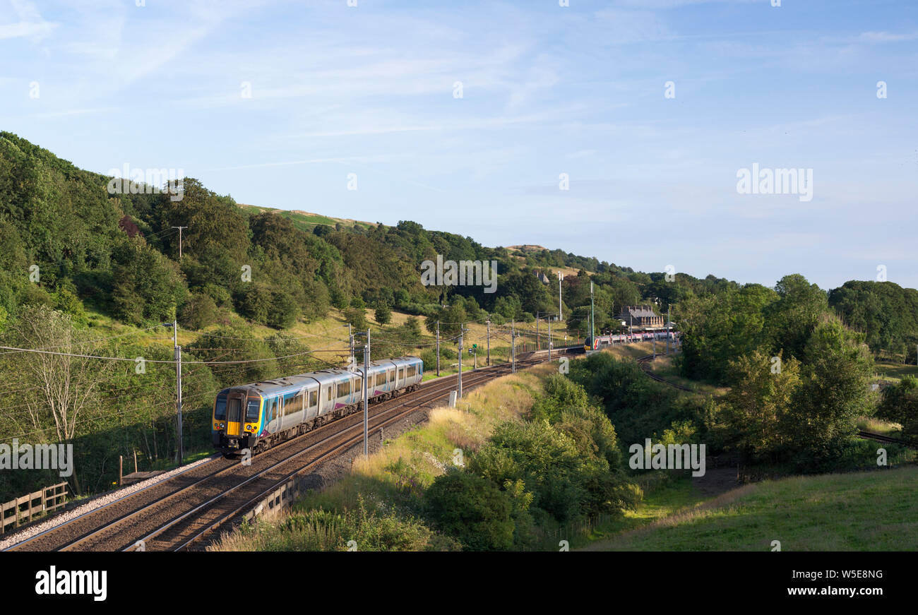 First Transpennine Express class 350 electric train arriving at ...