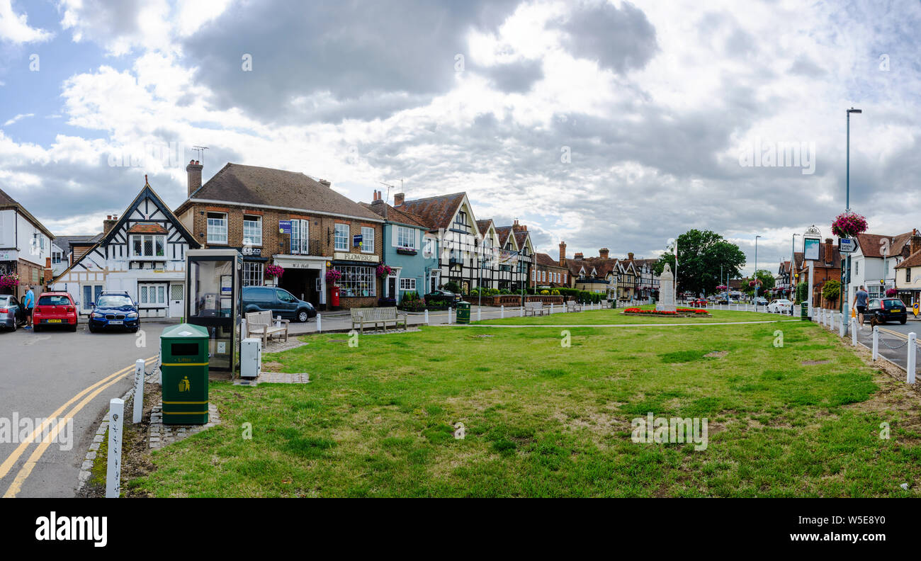 Datchet village hi-res stock photography and images - Alamy