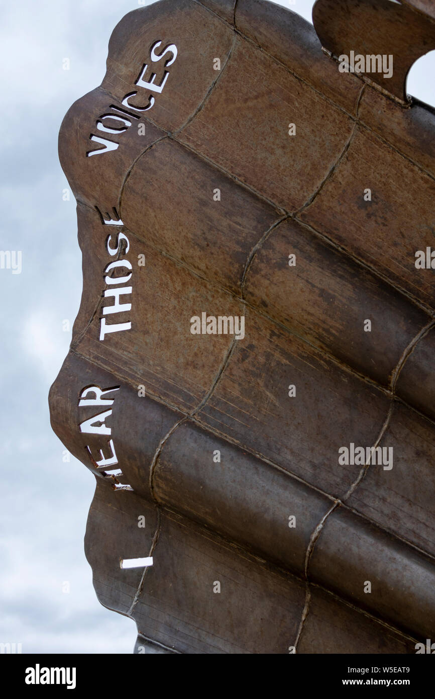 The Aldeburgh Scallop shell sculpture Stock Photo - Alamy