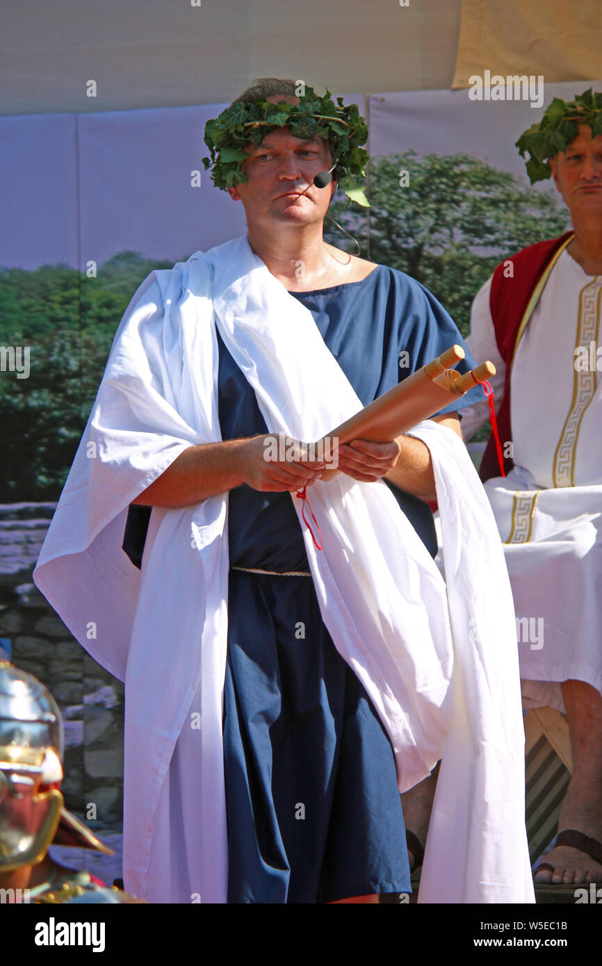 Roman nobleman hi-res stock photography and images - Alamy