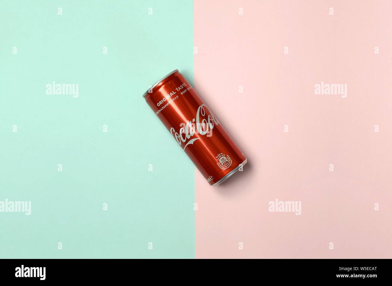 Single Can Of Coca Cola High Resolution Stock Photography and Images ...