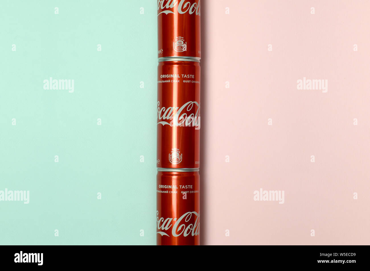 KHARKIV, UKRAINE - JULY 15, 2019: Flat lay shot carbonated red drink ...