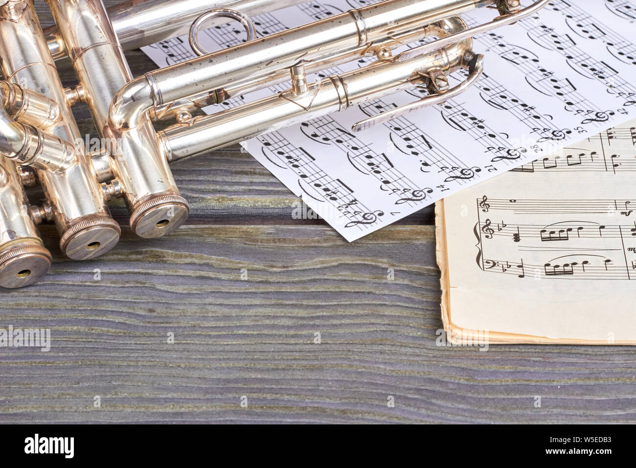 Old wind instrument sheet music hi-res stock photography and images - Alamy