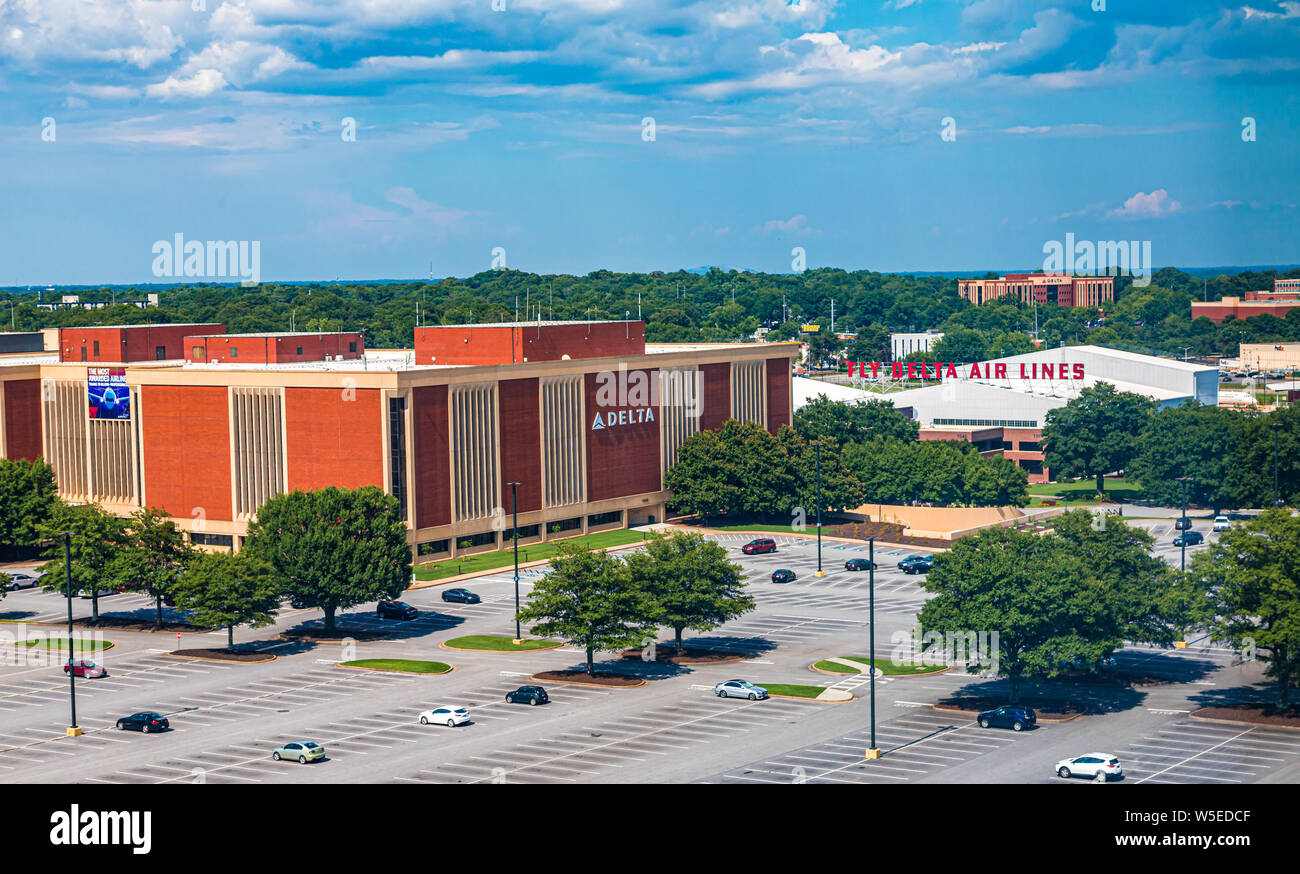 Delta Airlines World Headquarters Stock Photo - Alamy