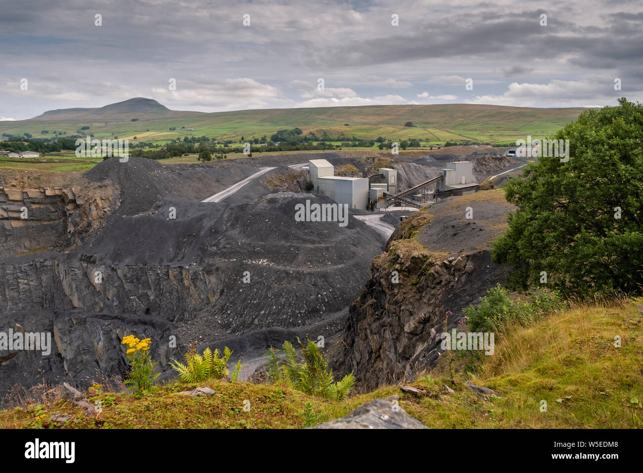 Moughton Scar and Dry Rigg Quarry in Horton in Ribblesdale in the ...
