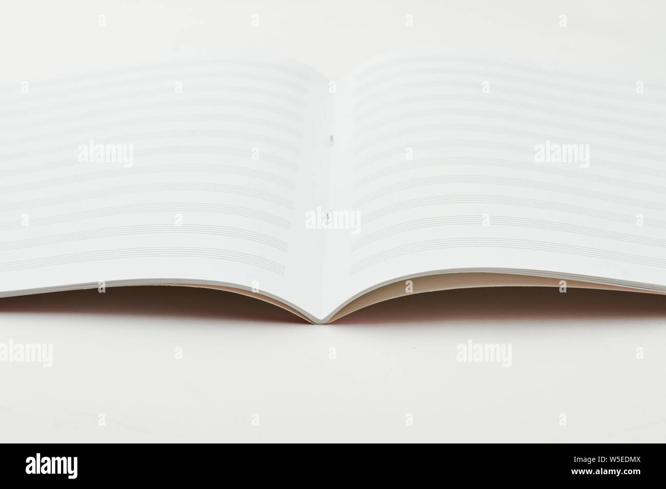 Blank book musical notes hi-res stock photography and images - Alamy