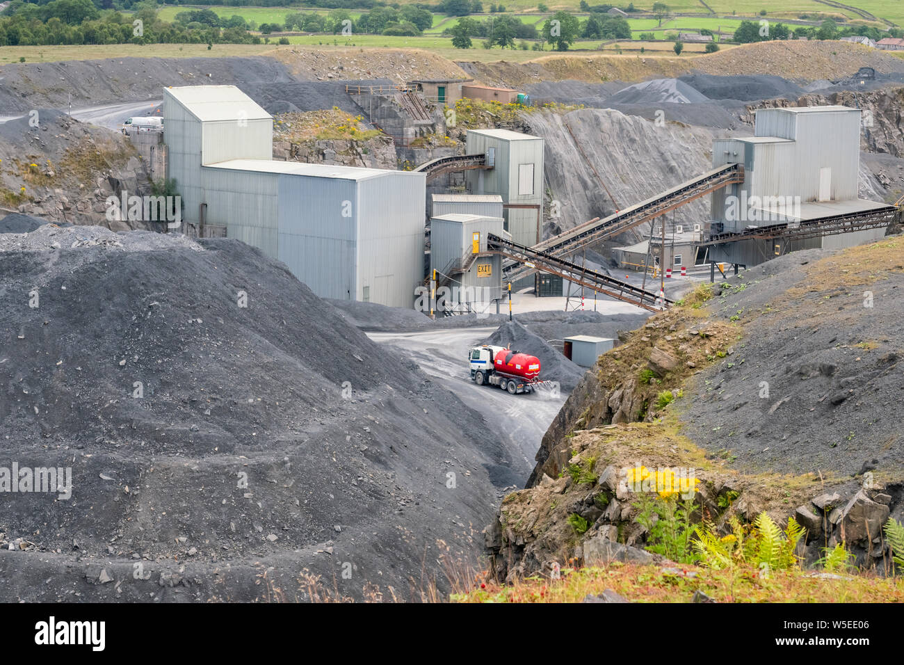 Moughton Scar and Dry Rigg Quarry in Horton in Ribblesdale in the ...
