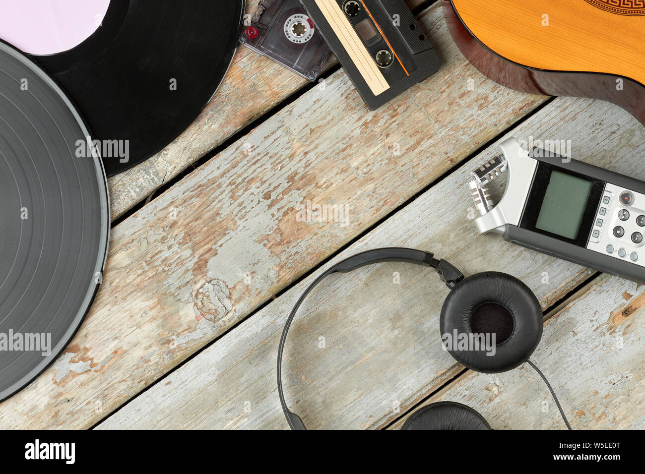 Acoustic devices hi-res stock photography and images - Alamy