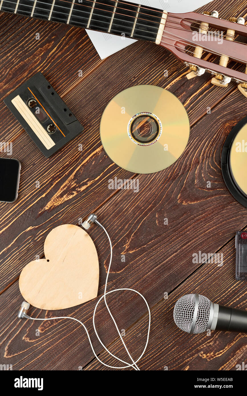 Vintage sound devices hi-res stock photography and images - Alamy