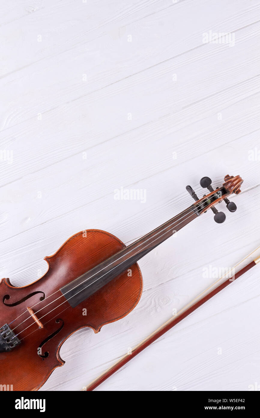 Stick bass violin hi-res stock photography and images - Alamy