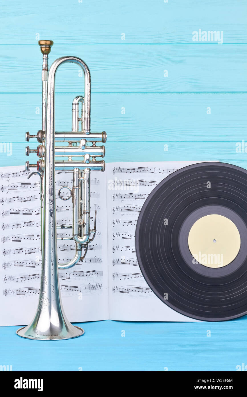 Musical objects on colored background, vertical image Stock Photo - Alamy
