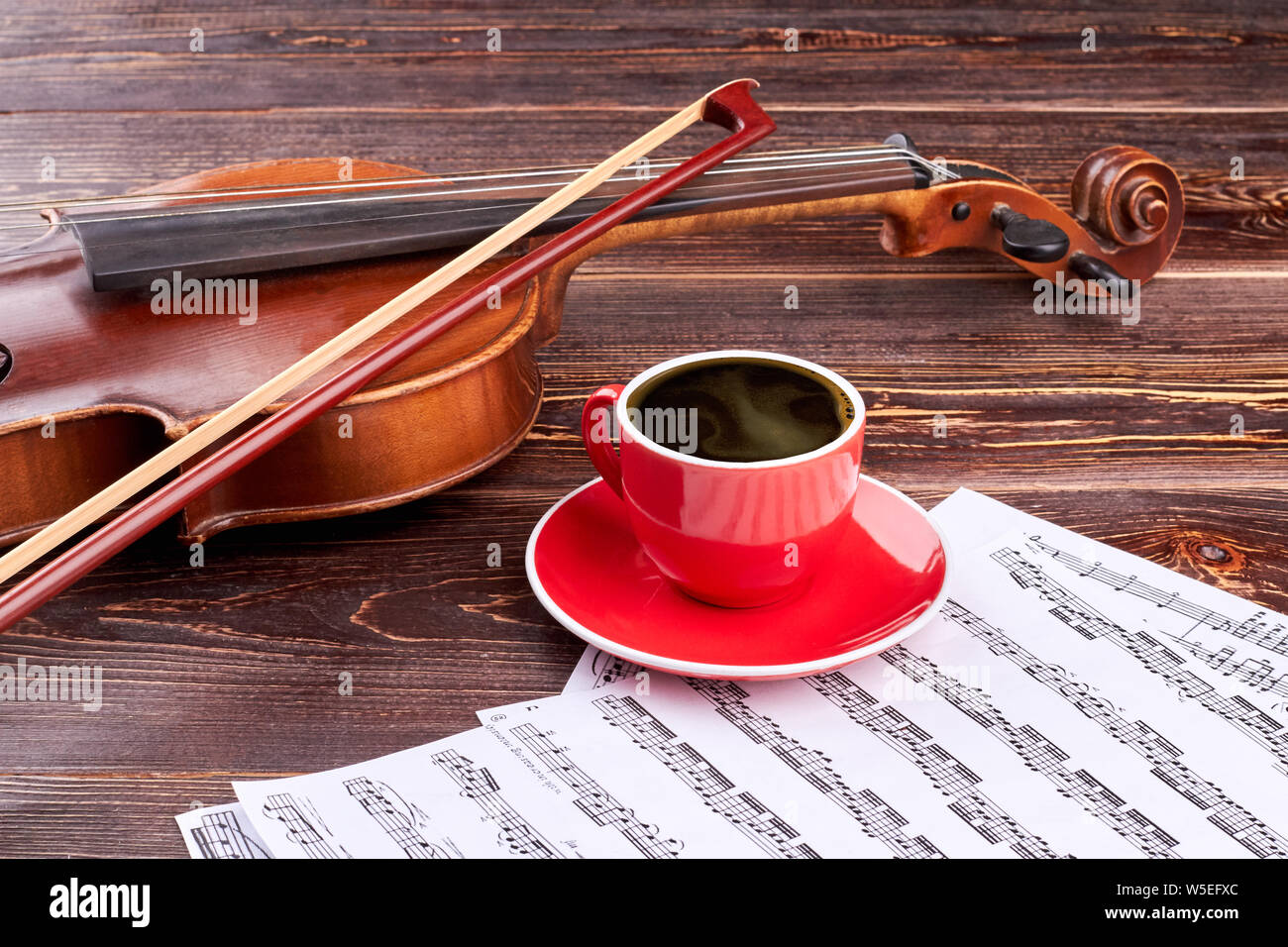 Coffee note sheet music hi-res stock photography and images - Alamy