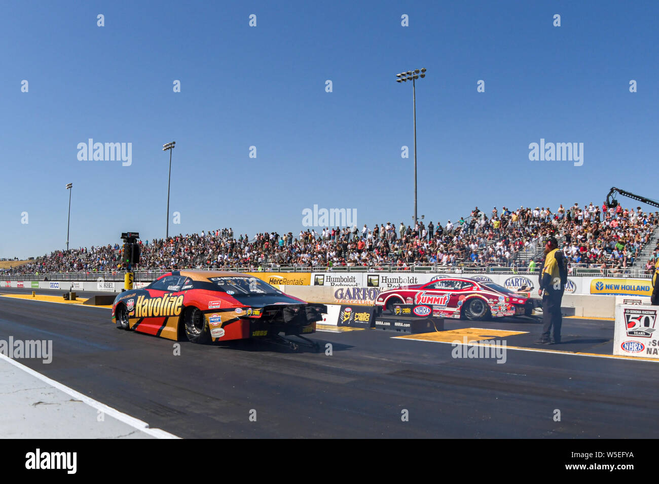Pro stock cars drag racing hi-res stock photography and images - Alamy