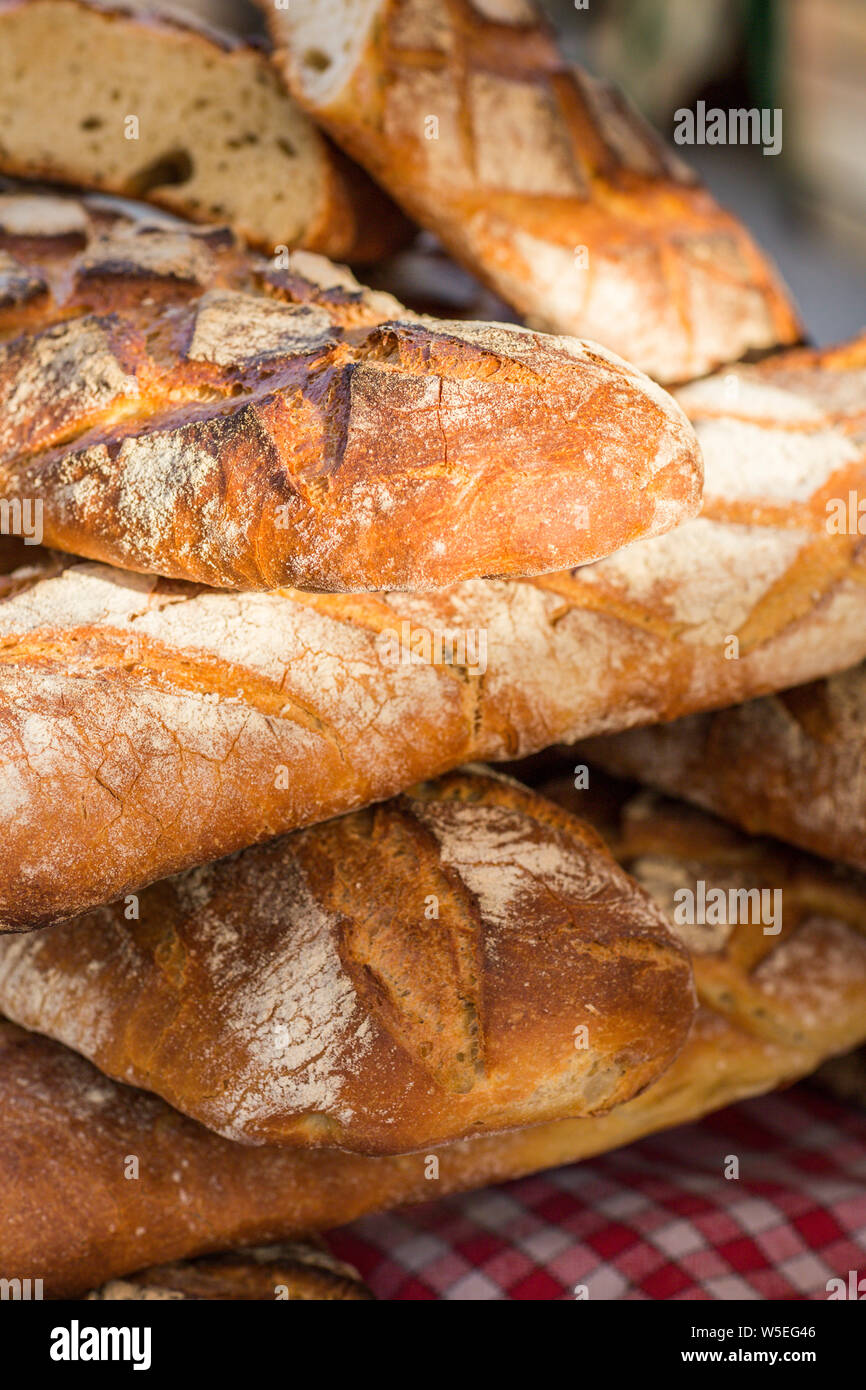 France food market bread hi-res stock photography and images - Alamy
