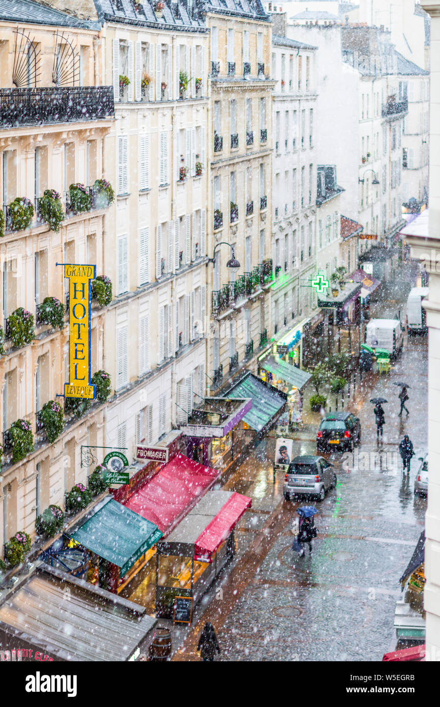 Rue cler hi-res stock photography and images - Alamy