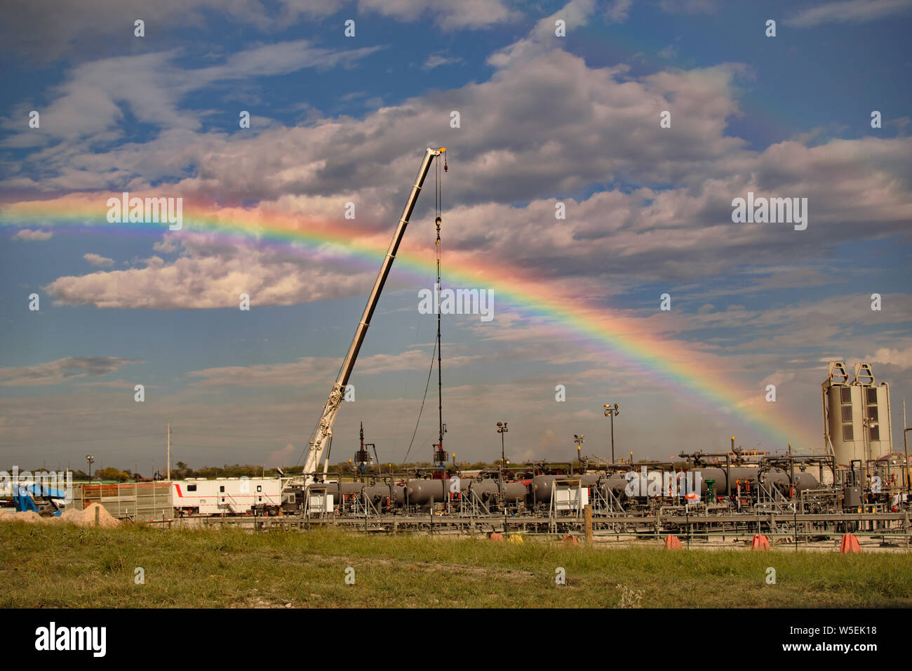American Shale Gas - Drilling Rig Stock Photo - Alamy