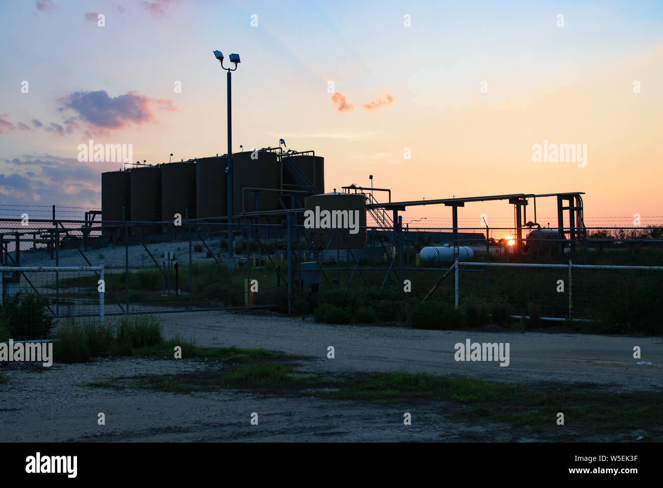 American Shale Gas - Drilling Rig Stock Photo - Alamy