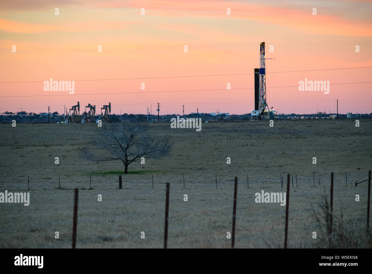 Eagle ford shale hi-res stock photography and images - Alamy