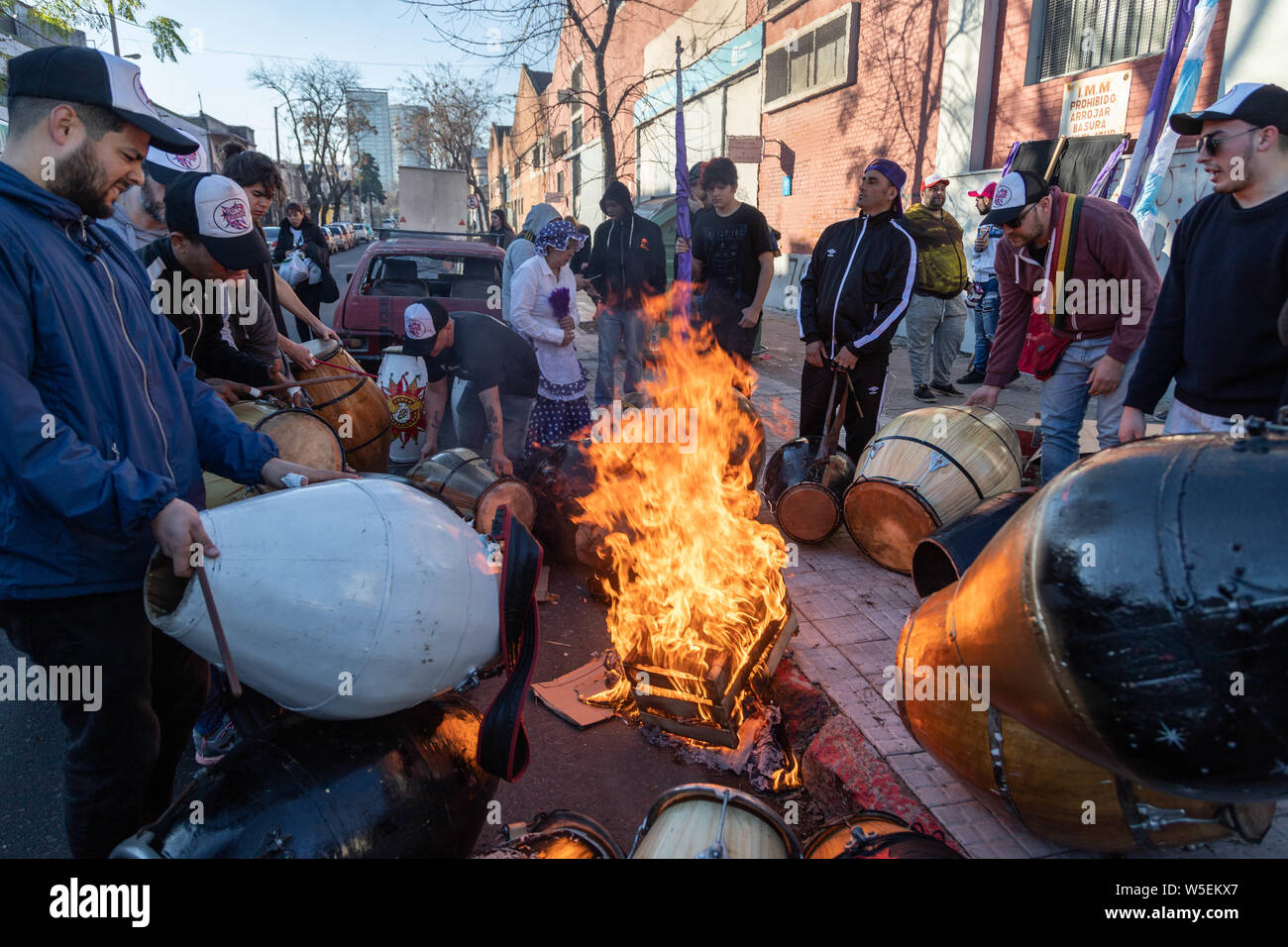 Candombe uruguay drum hi-res stock photography and images - Alamy