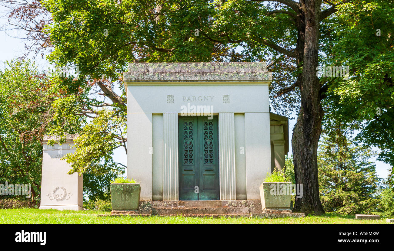 A mausoleum on a sunny summer day in Homewood Cemetery in Pittsburgh ...