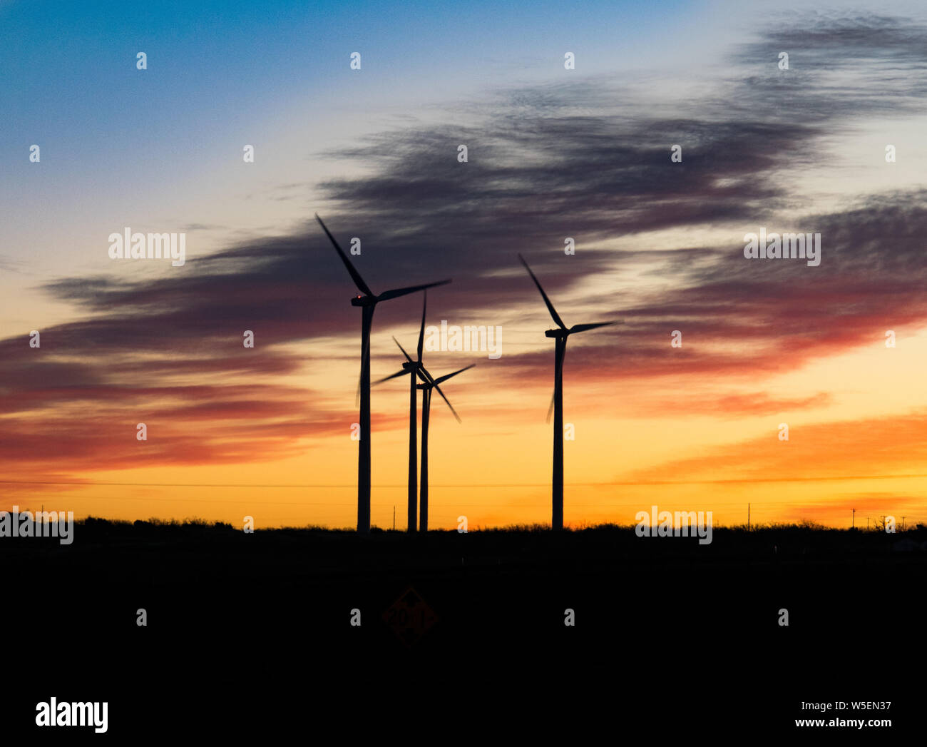 West texas wind turbine hi-res stock photography and images - Alamy