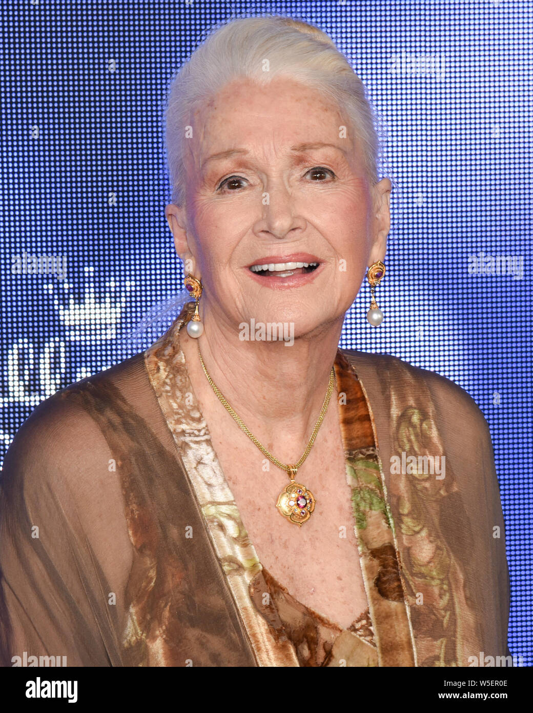 Diane Ladd attends the Hallmark Channel and Hallmark Movies & Mysteries ...
