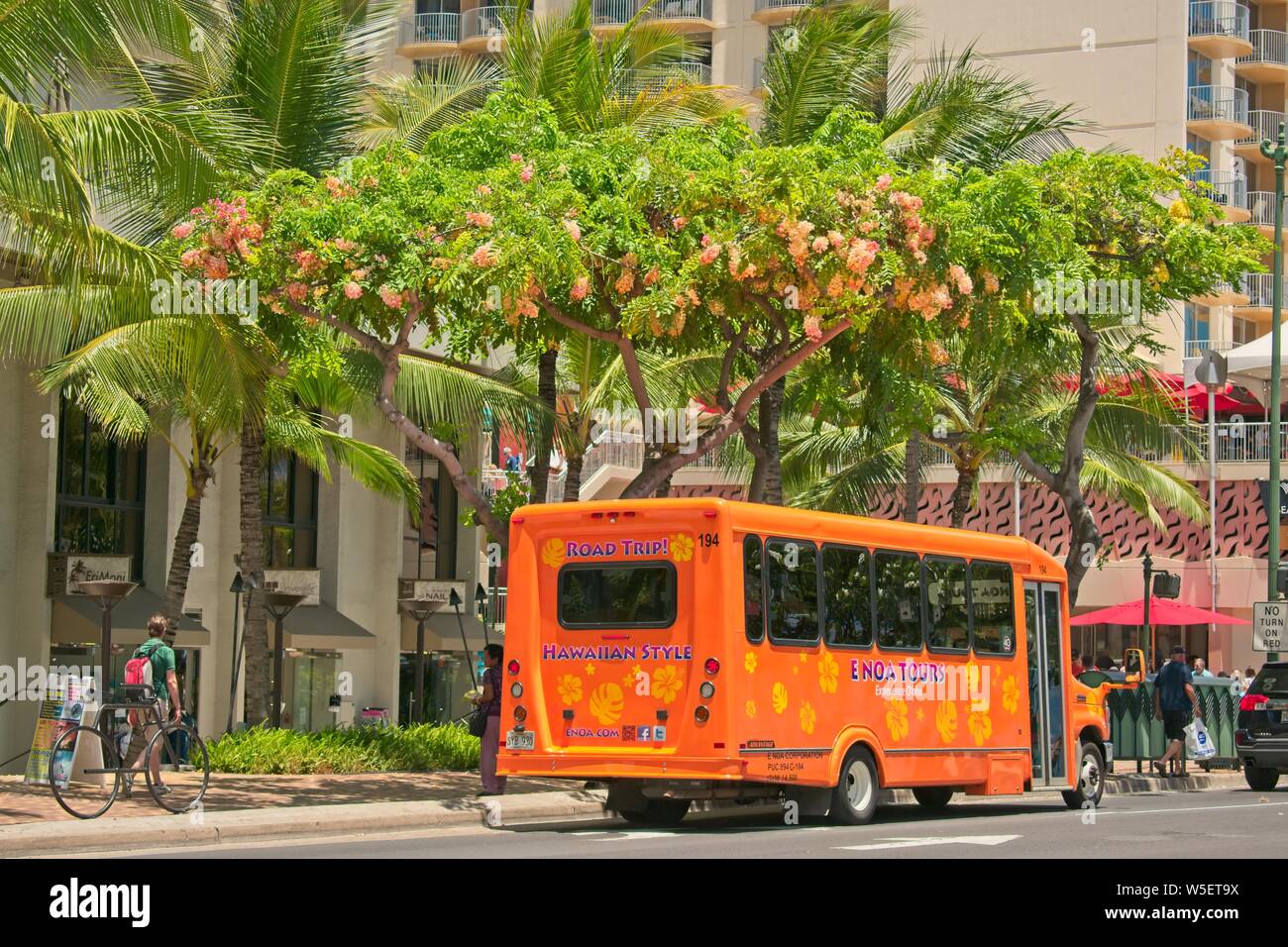 Waikiki trolley oahu hawaii hi-res stock photography and images - Alamy