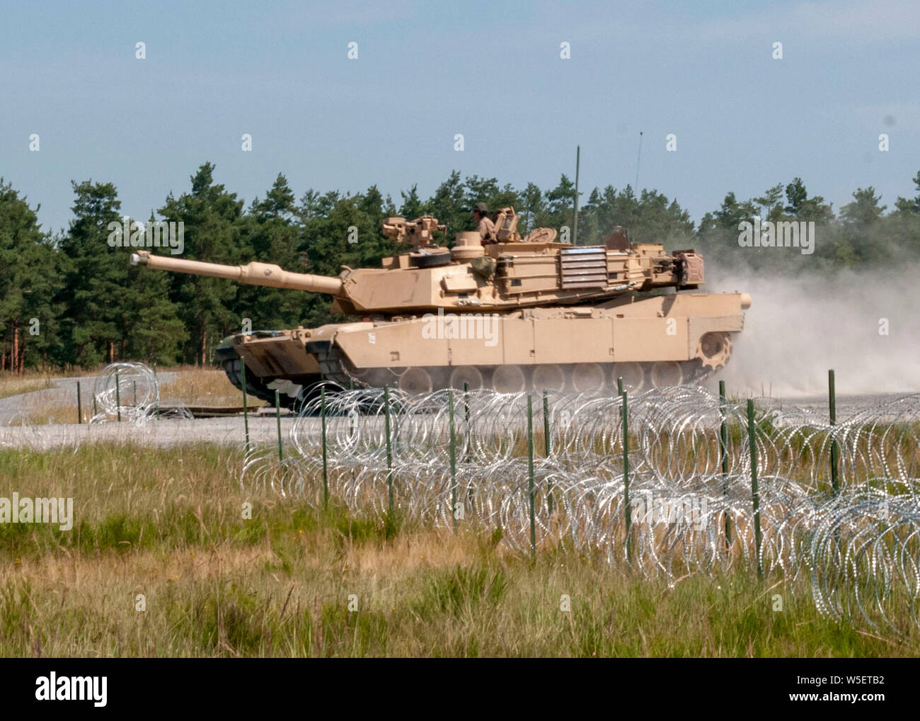 3rd Battalion 66th Armored Regiment conduct combined arms exercises (U ...