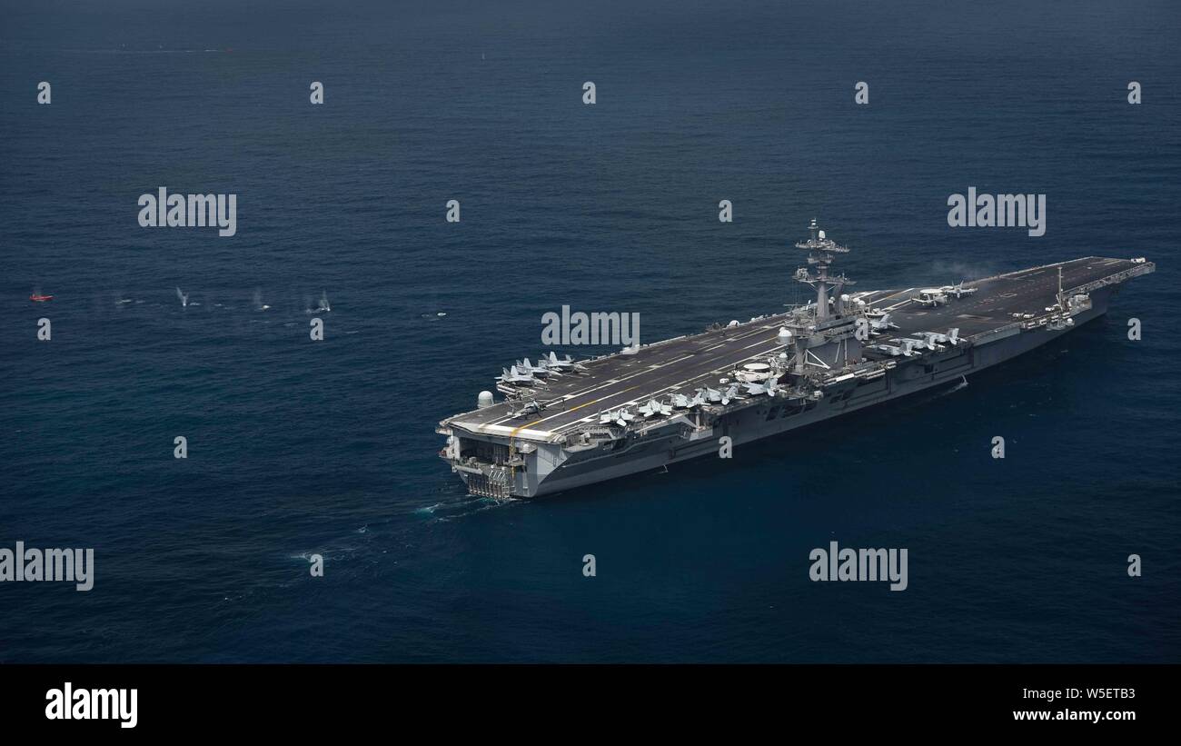 1454 김이교 흑단령 hi-res stock photography and images - Alamy