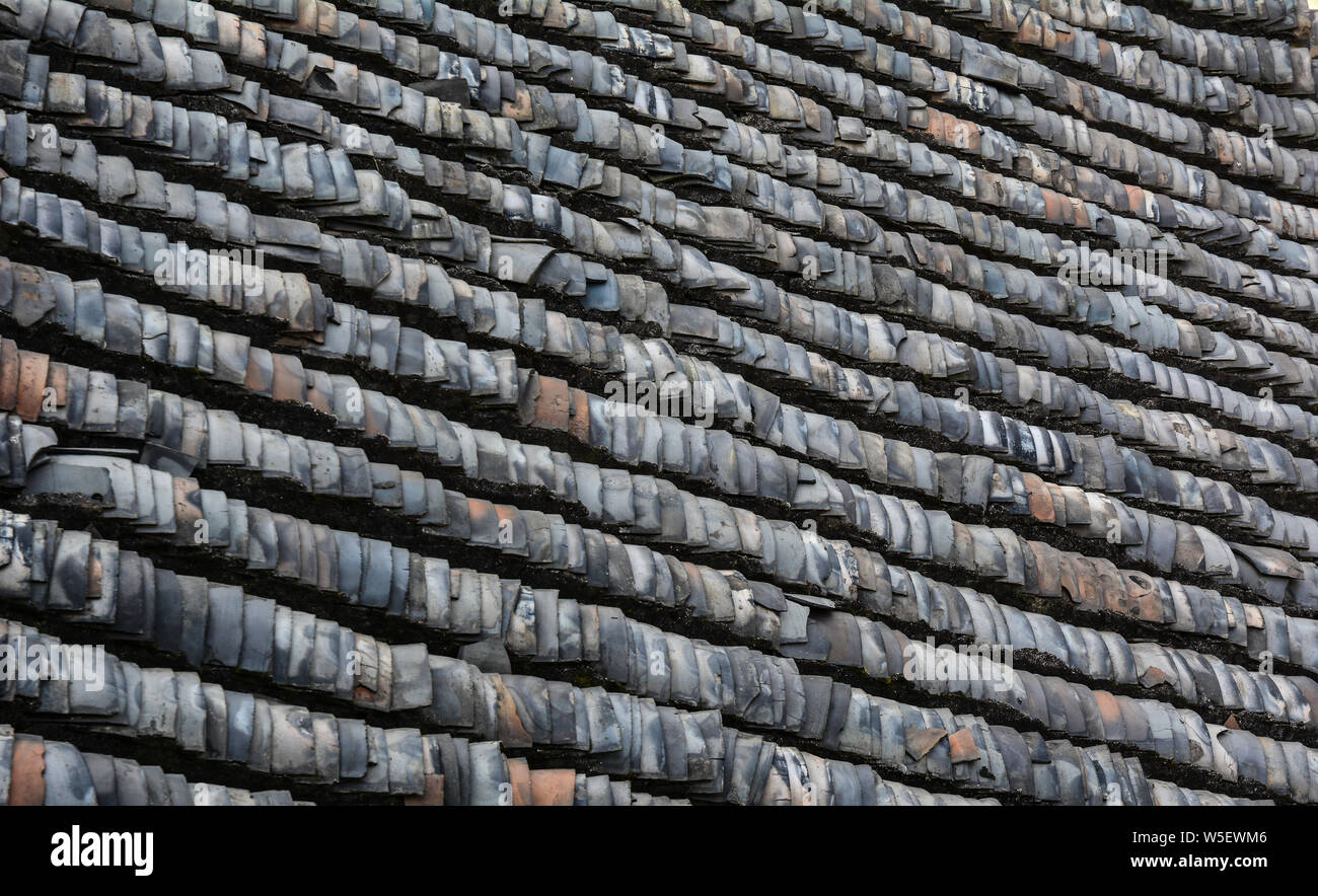 A traditional style brick tile roof in Lijiang, China Stock Photo - Alamy