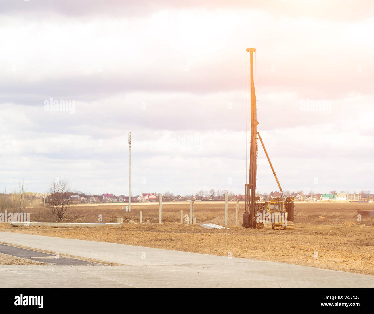 Construction and construction of the foundation on reinforced concrete ...