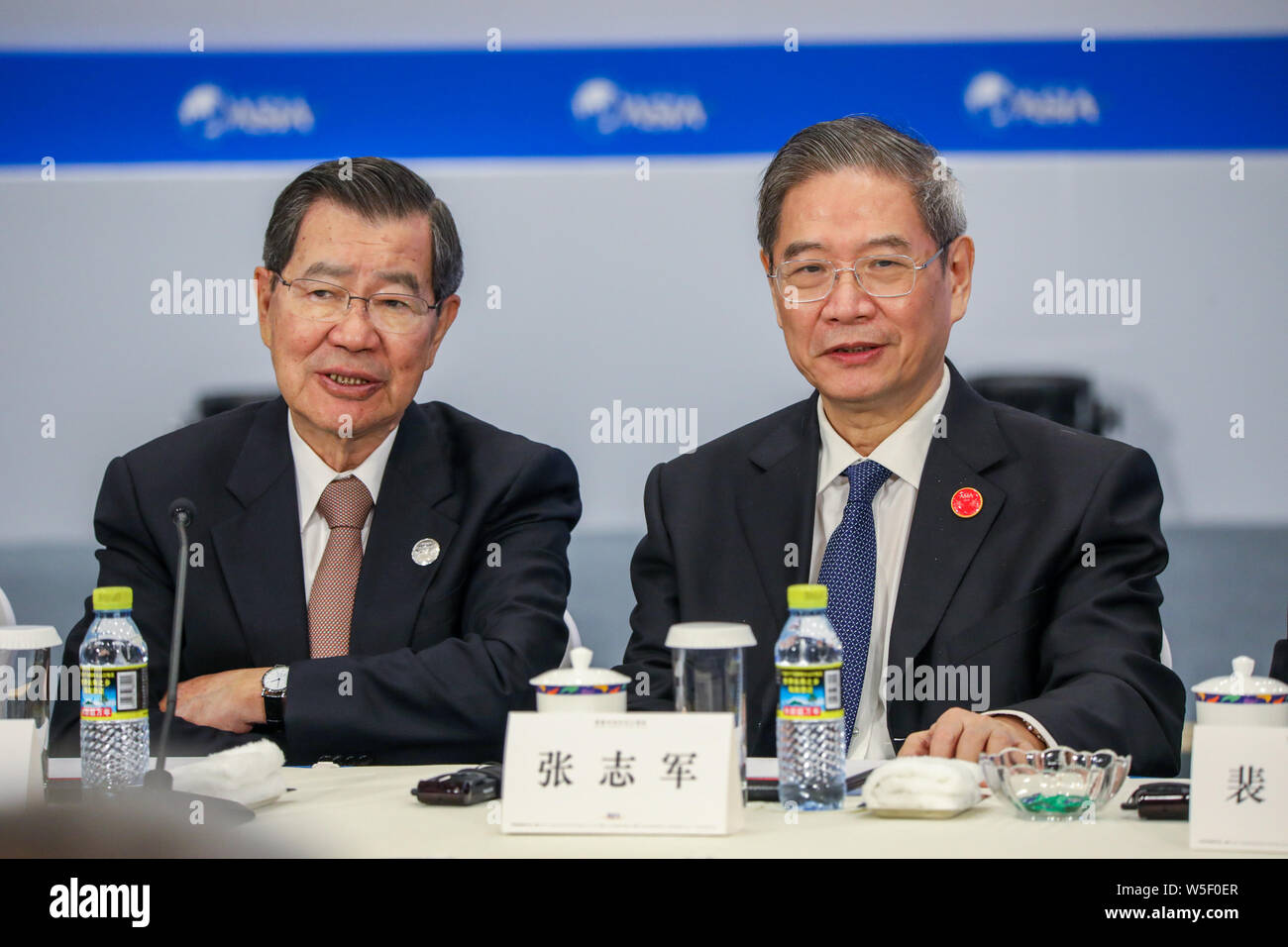Vincent Siew Wan-chang, left, chairman of the Taiwan-based Cross-Strait ...