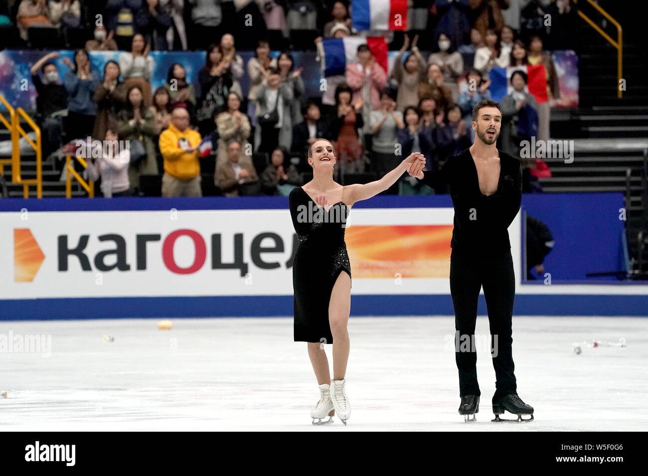 French ice dancers Gabriella Papadakis and Guillaume Cizeron compete in ...