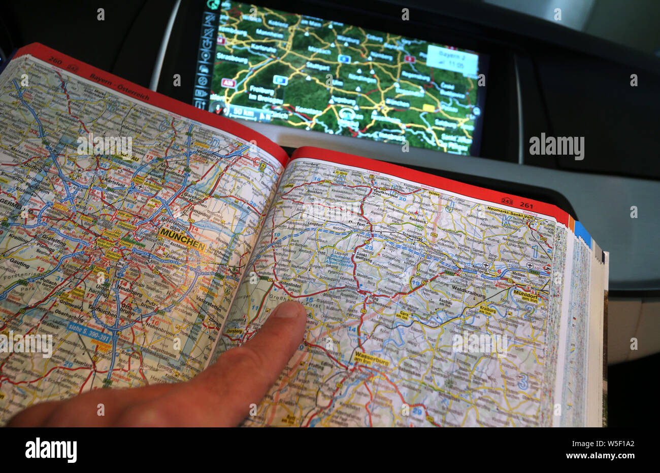 Folded street map hi-res stock photography and images - Alamy