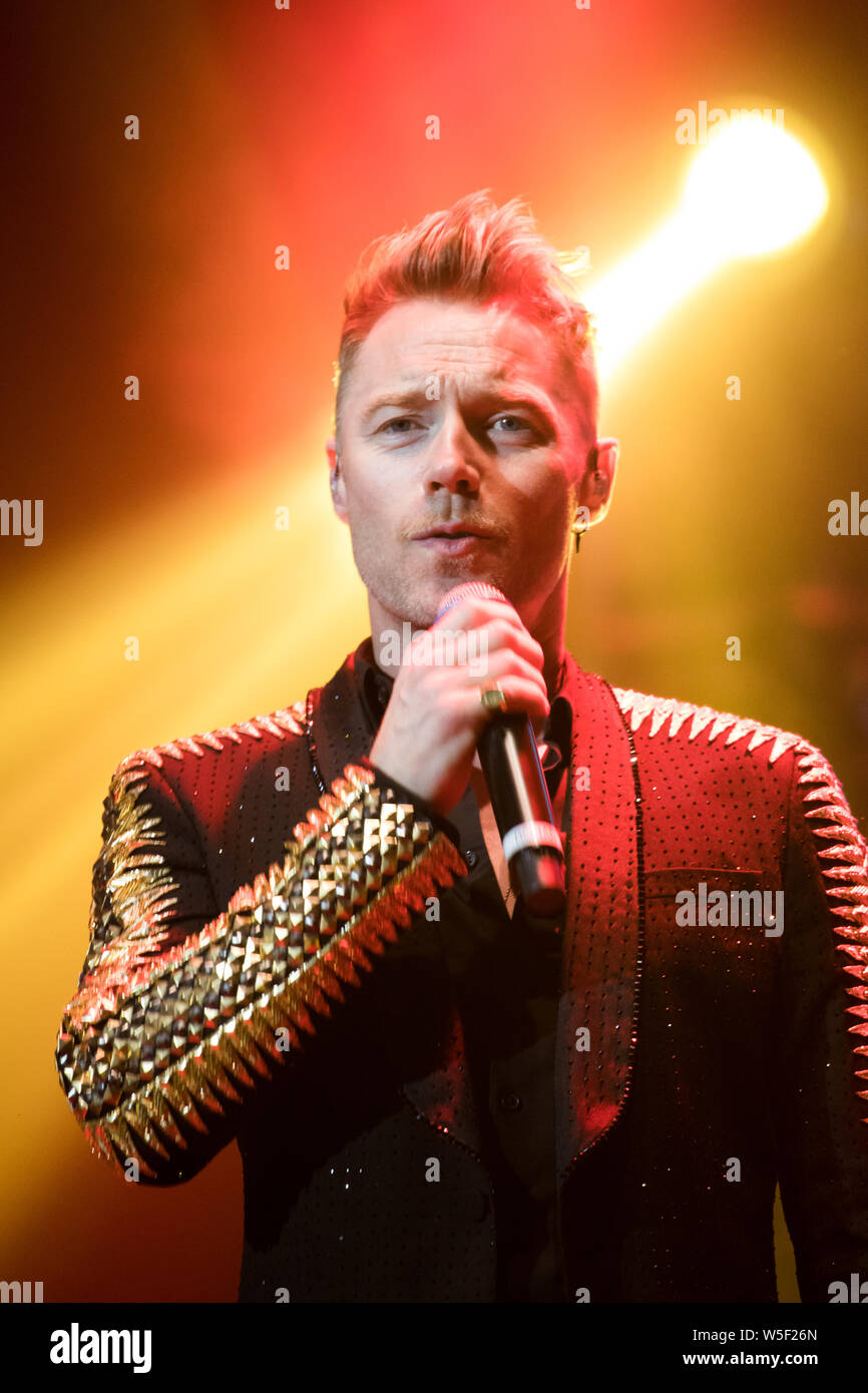 Keith Duffy, Stephen Gately, Mikey Graham, Ronan Keating, and Shane ...