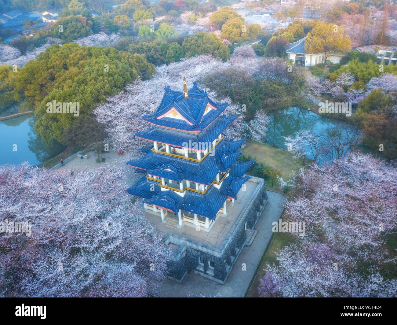 Landscape of the Yuantouzhu, or "Turtle Head Isle", China's top tourist ...
