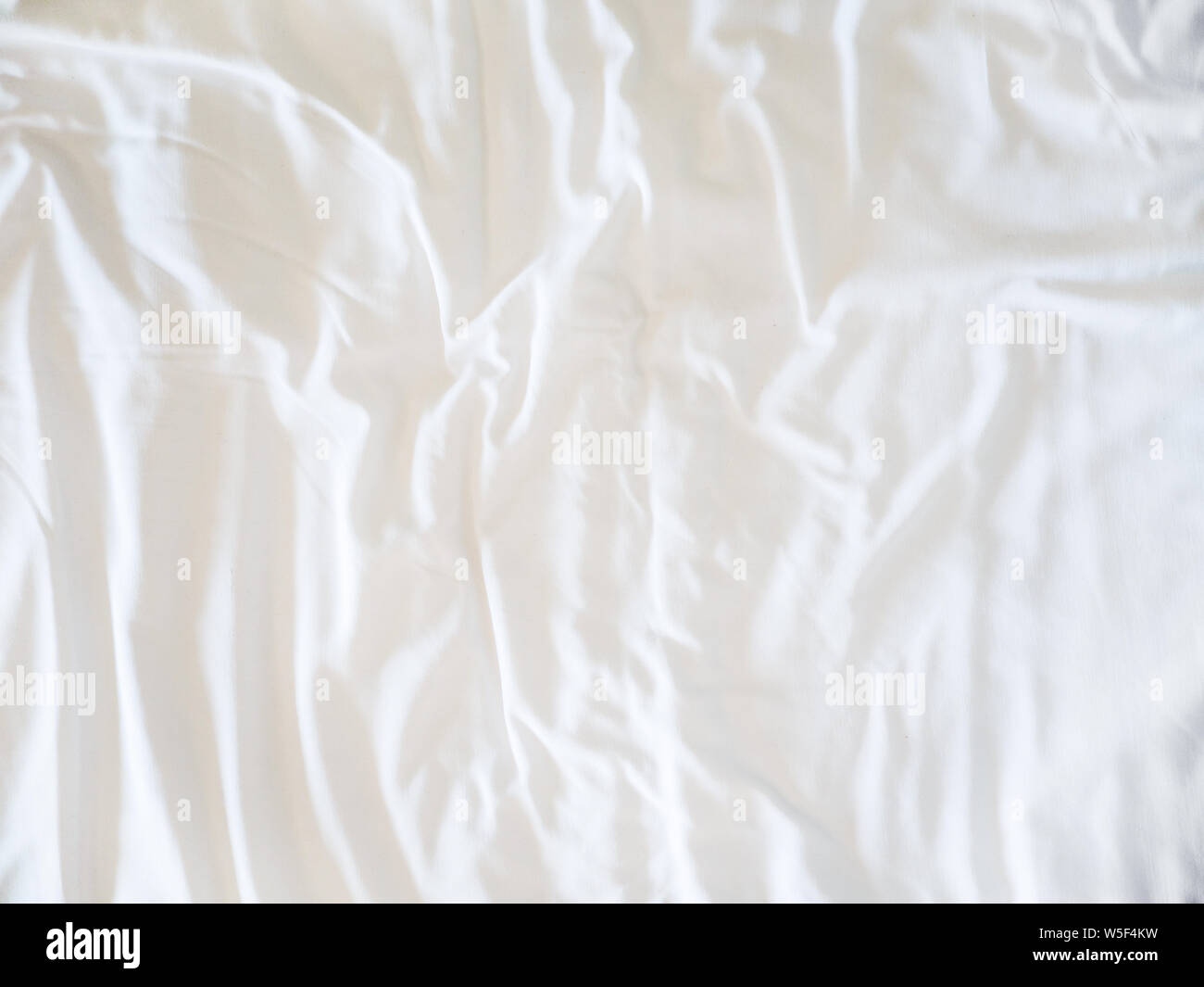 Top view of bedding sheets crease, White Wrinkled Fabric Texture for ...