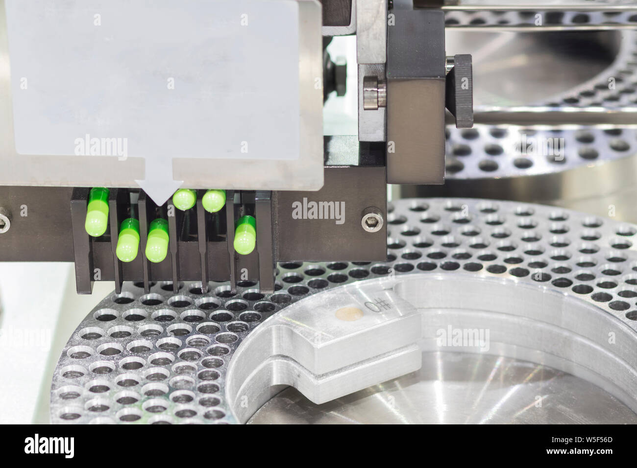 Automated blister packaging machine hi-res stock photography and images ...