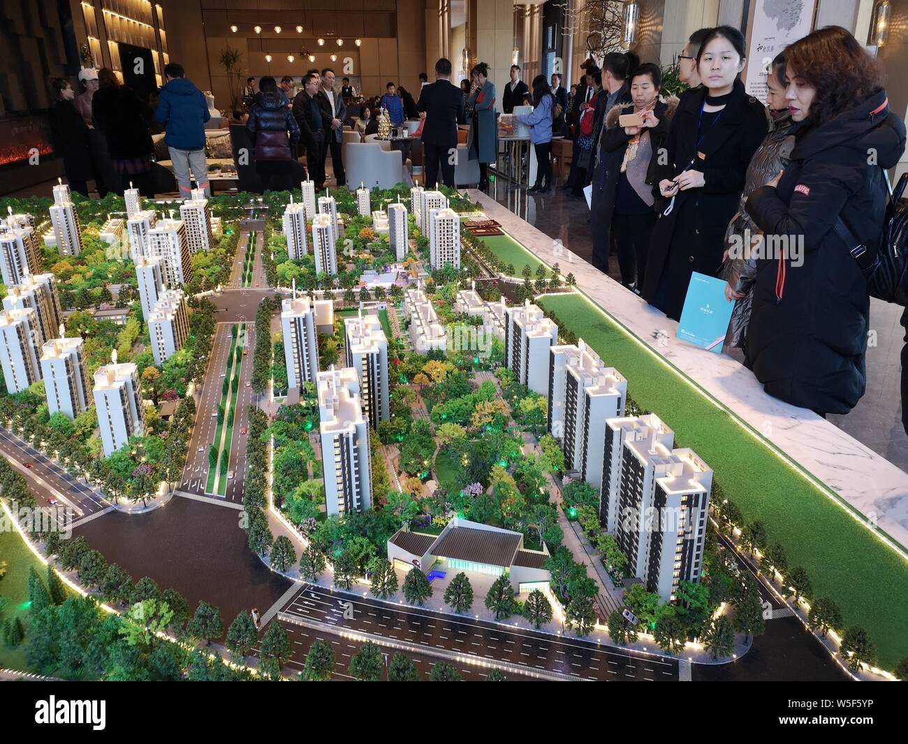 Real estate in beijing hi-res stock photography and images - Alamy