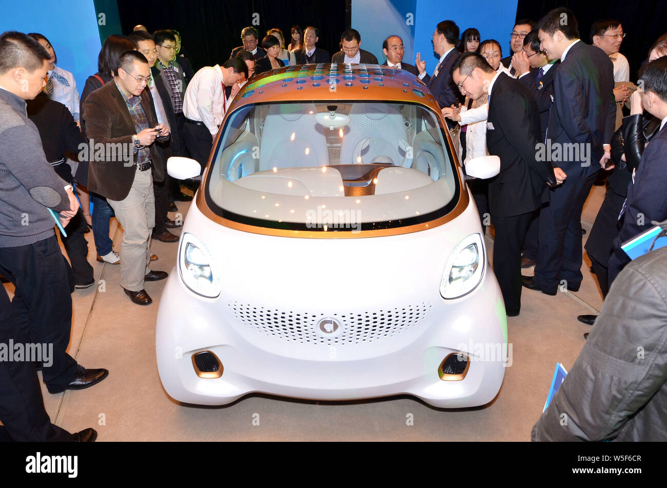 --FILE--A Smart Forvision concept car developed by Daimler and BASF is ...