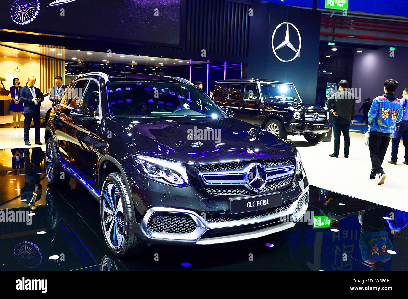 Mercedes benz glc f cell hi-res stock photography and images - Alamy