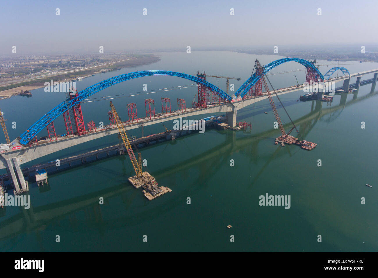 The main structure of Cuijiaying Hanjiang River Bridge on the Wuhan ...