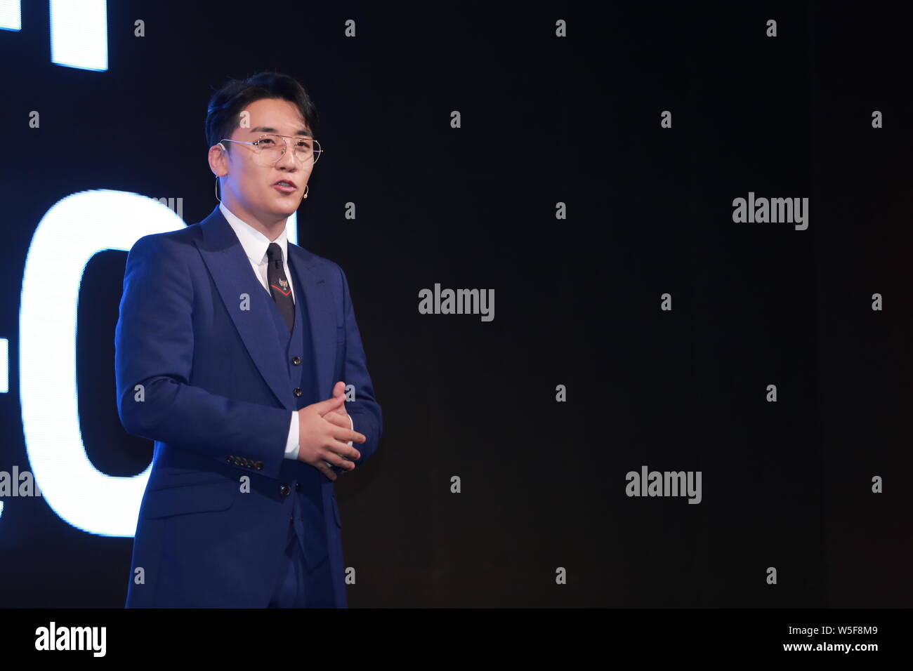 --FILE--South Korean singer Lee Seung-hyun, better known by his stage ...