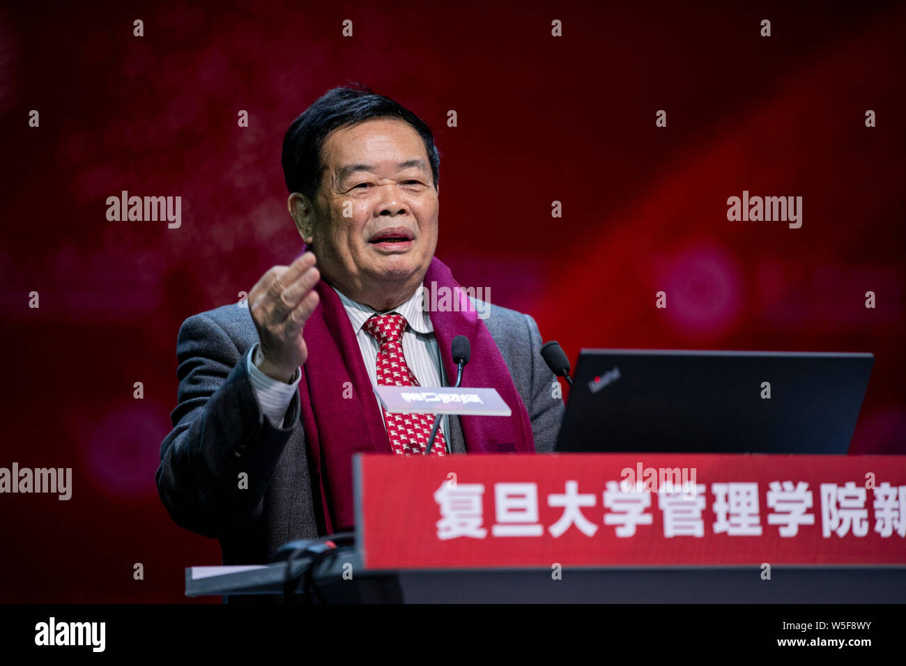 Cho tak wong hi-res stock photography and images - Alamy